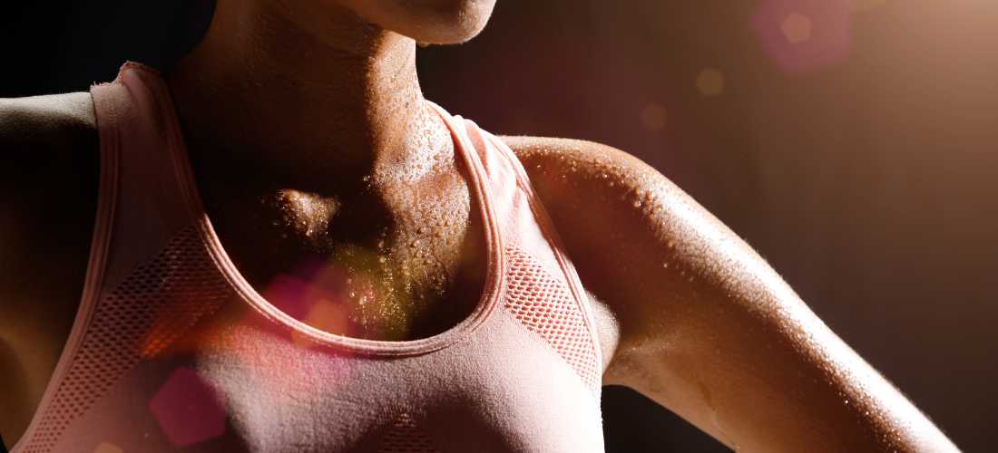 Transpiration excessive : comprendre ses causes et solutions efficaces – Nubiance